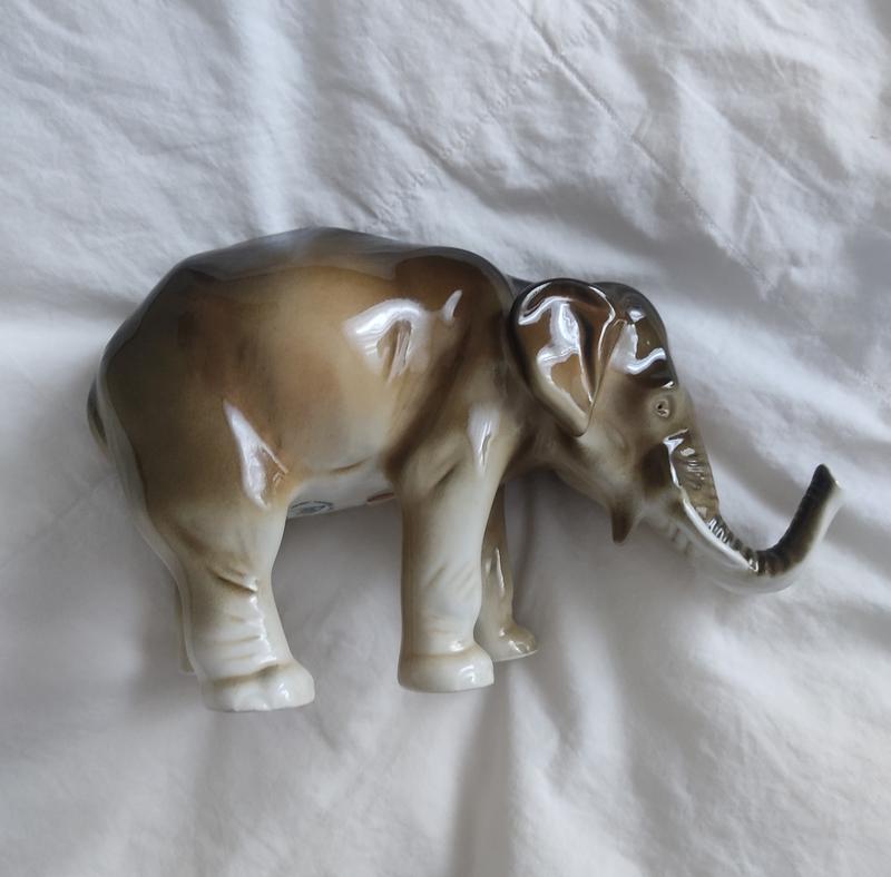 Статуетка слон Royal Dux — ціна 1200 грн у каталозі Статуетки Купити товари для дому та побуту