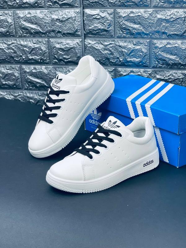 Женские кроссовки adidas белые кожаные кроссовки адидас — ціна 1299 грн ...