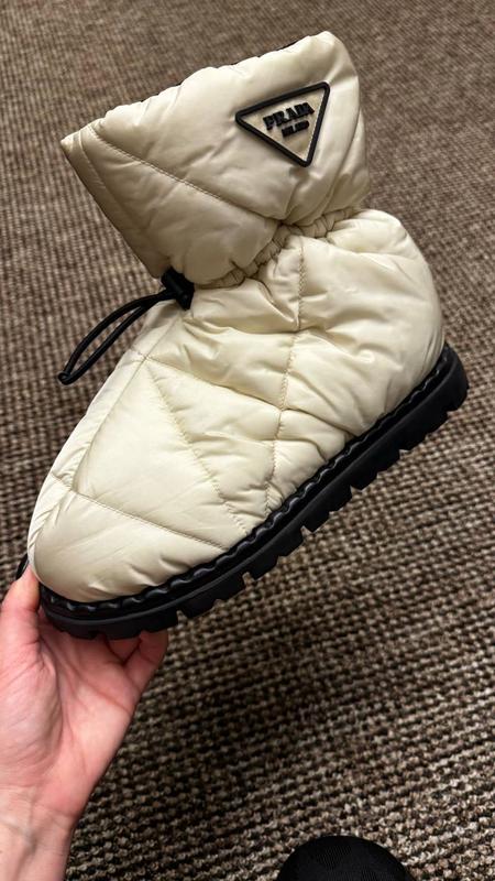 Дутики Prada — ціна 25428 грн у каталозі Дутики Купити жіночі речі за доступною ціною на Шафі