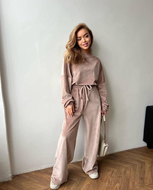 Костюм — цена 860 грн в каталоге Брючные костюмы Купить женские вещи по доступной цене на Шафе