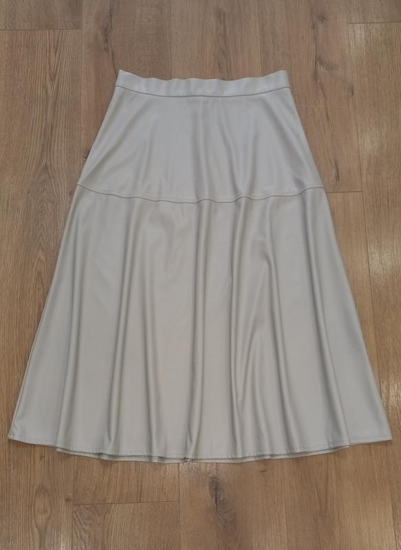 Шкіряна спідниця — ціна 240 грн у каталозі Міді спідниці Купити жіночі речі за доступною ціною