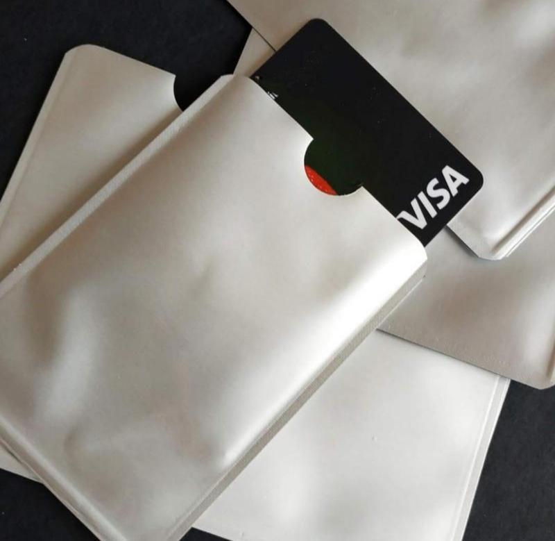 Rfid чохол для документів техпаспорт пропуск паспорт срібний футляр кардхолдер кредитка