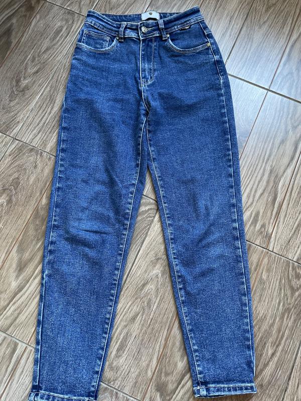 Джинси мом Mom Jeans — ціна 299 грн у каталозі Джинси Купити жіночі речі за доступною ціною на