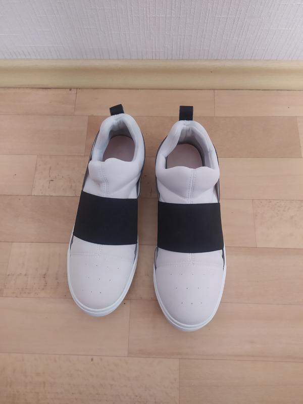 Кросівки комбіновані Liebeskind — ціна 1 грн у каталозі Кросівки Купити