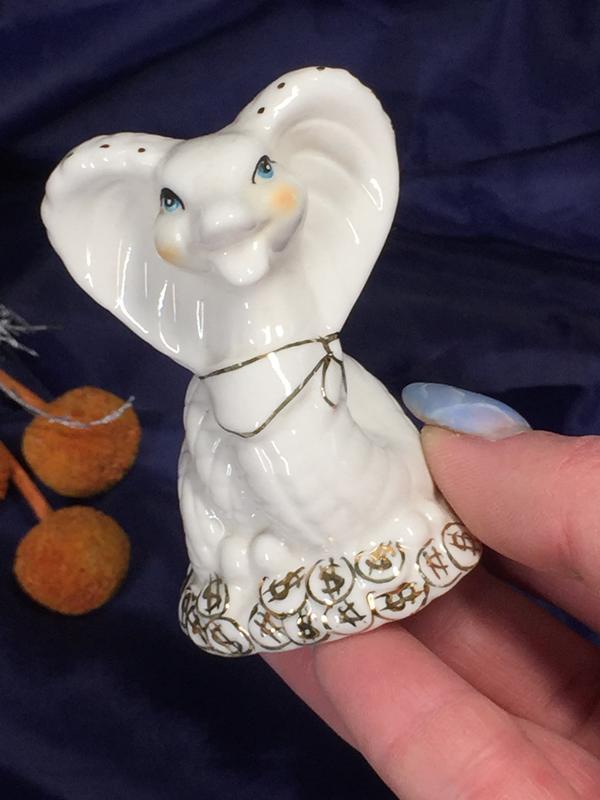 Статуетка кобра на грошах порцелянова н4178 фігурка висота 7 см — ціна