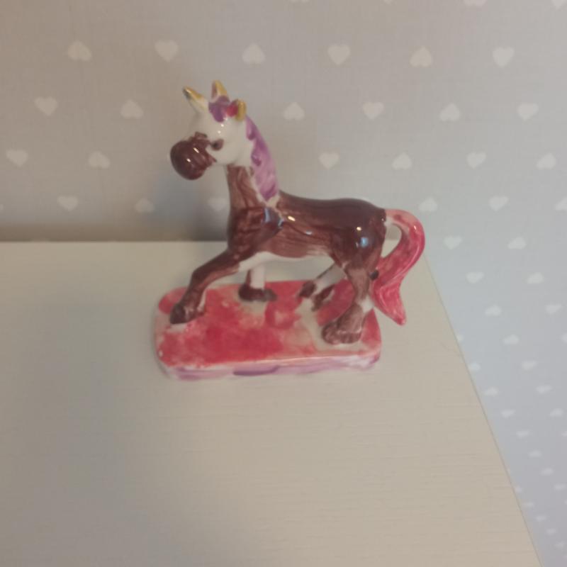 Продам фарфорвую статуэтку единорогв в идеальном состоянии — ціна 695 грн у каталозі Статуетки