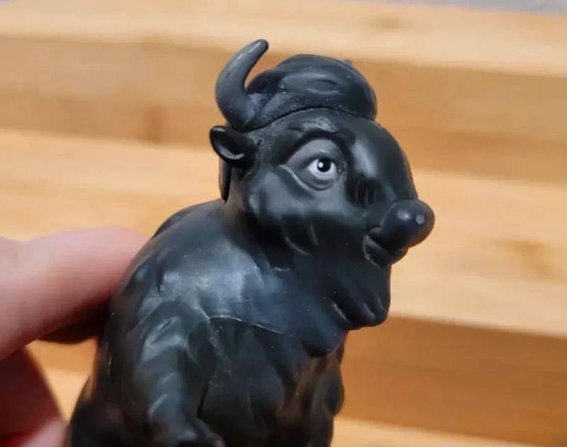 Фігурка буйвола з фільму dreamworks 2002 року spirit stallion of ...