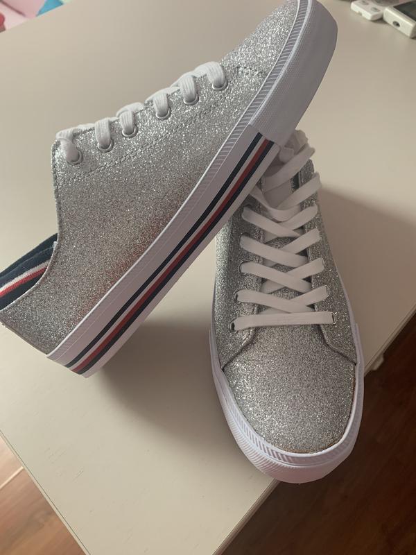 Tommy hilfiger нові кеди — ціна 750 грн у каталозі Кеди Купити жіночі ...