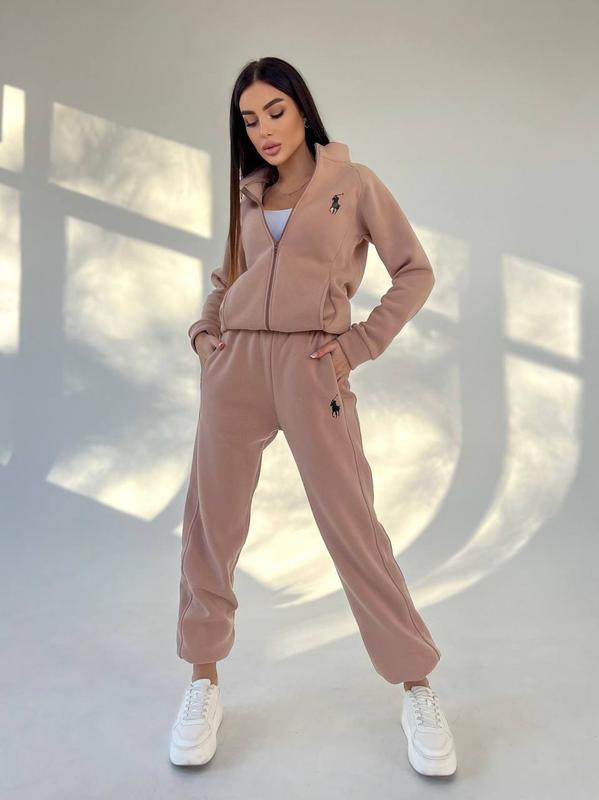 Стильний дизайн і комфорт це про наш новий костюмчик на флісі💜 — ціна 1290 грн у каталозі