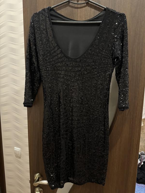 Вечірня нарядна сукня в пайетках — ціна 100 грн у каталозі Вечірні