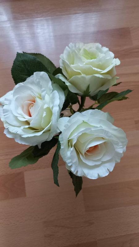 Штучні троянди різних кольорів та відтінків — ціна 40 грн у каталозі Штучні квіти Купити товари