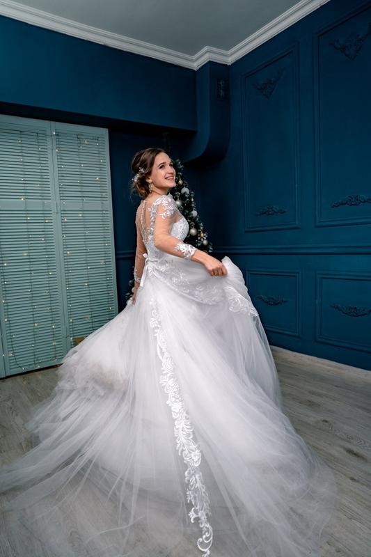 Терміново продам весільну сукню — ціна 7000 грн у каталозі Весільні сукні Купити жіночі речі за