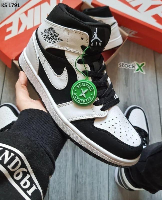 Кроссовки nike air jordan 1 retro high og черно-белые — цена 1990 грн в ...