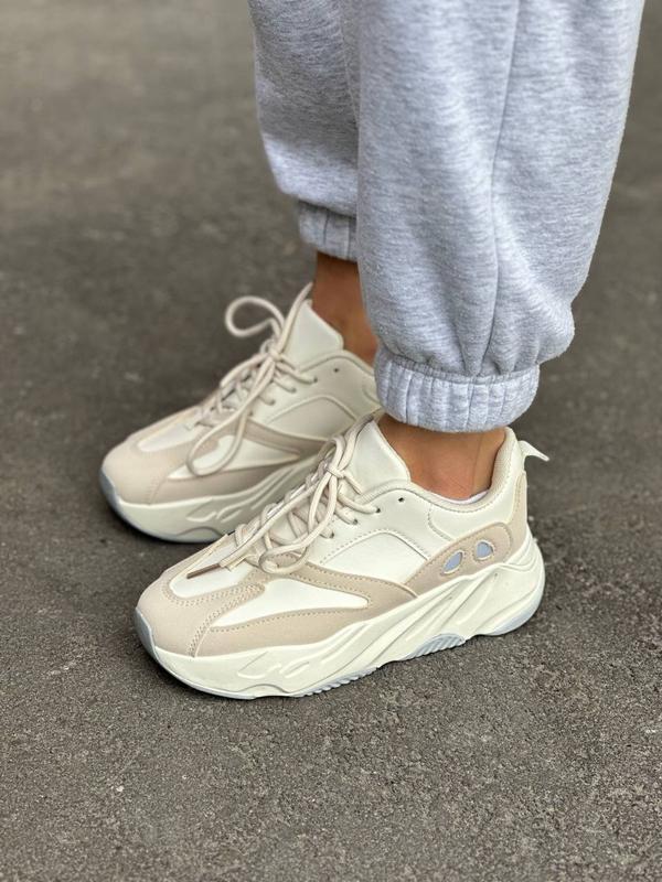 Красовки жіночі — ціна 1000 грн у каталозі Кросівки Купити жіночі речі за доступною ціною на