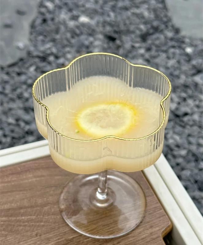 Келих для шампанського Flower — ціна 290 грн у каталозі Келихи і фужери Купити товари для дому