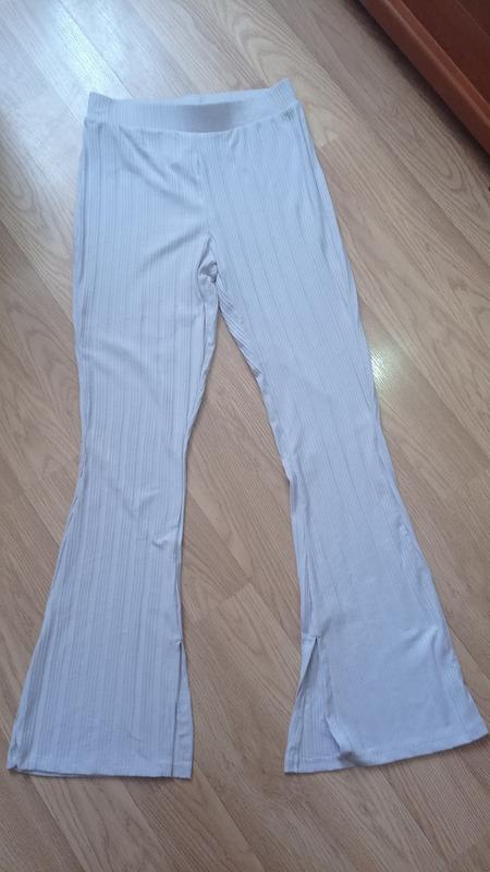 Штани в рубчик кльош лосіни — ціна 40 грн у каталозі Лосіни та Легінси Купити жіночі речі за