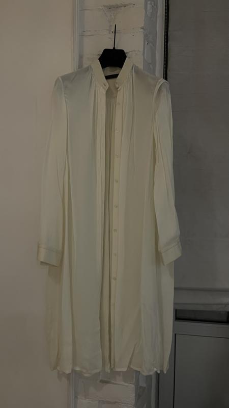 Шовкова сукня The Row — ціна 3800 грн у каталозі Сукні міді Купити жіночі речі за доступною