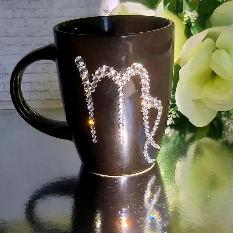 Чашка со стразами знак зодиака дева инкрустация — ціна 399 грн у каталозі Чашки Купити товари