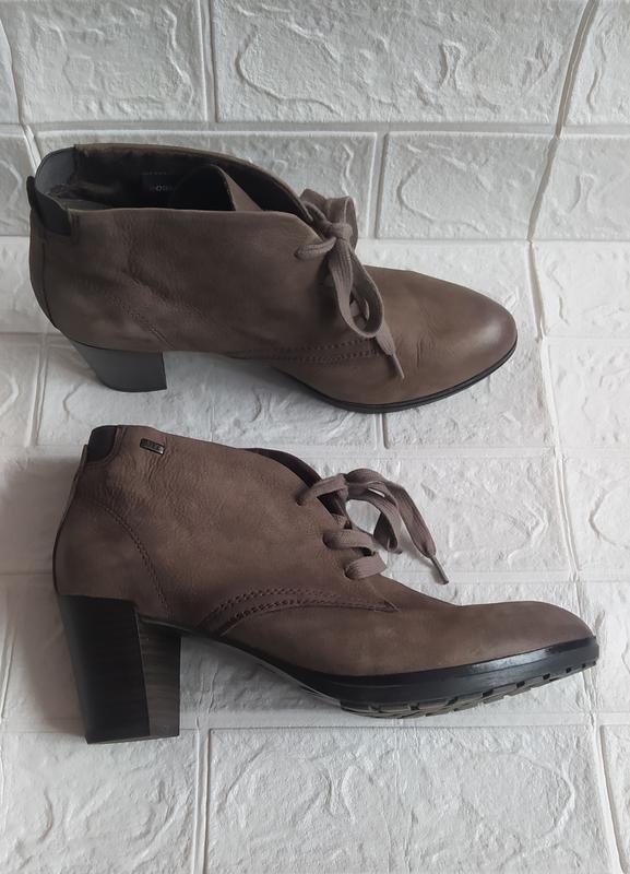 Демі чобітки — ціна 195 грн у каталозі Черевики Купити жіночі речі за доступною ціною на Шафі