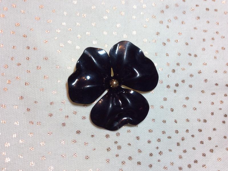 Вінтажна брошка — ціна 300 грн у каталозі Брошки Купити аксесуари за доступною ціною на Шафі