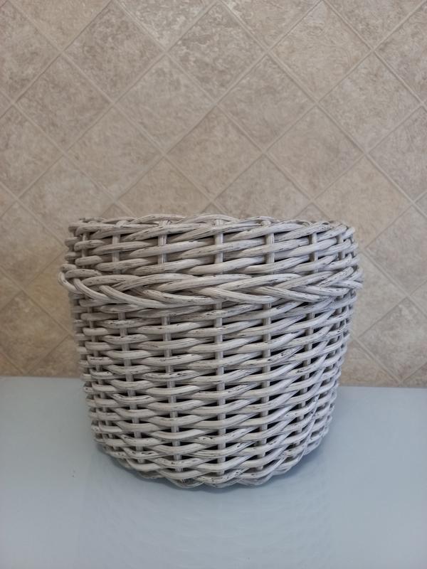 Кашпо изо ротанга — цена 300 грн в каталоге Кашпо Купить товары для дома и быта по доступной