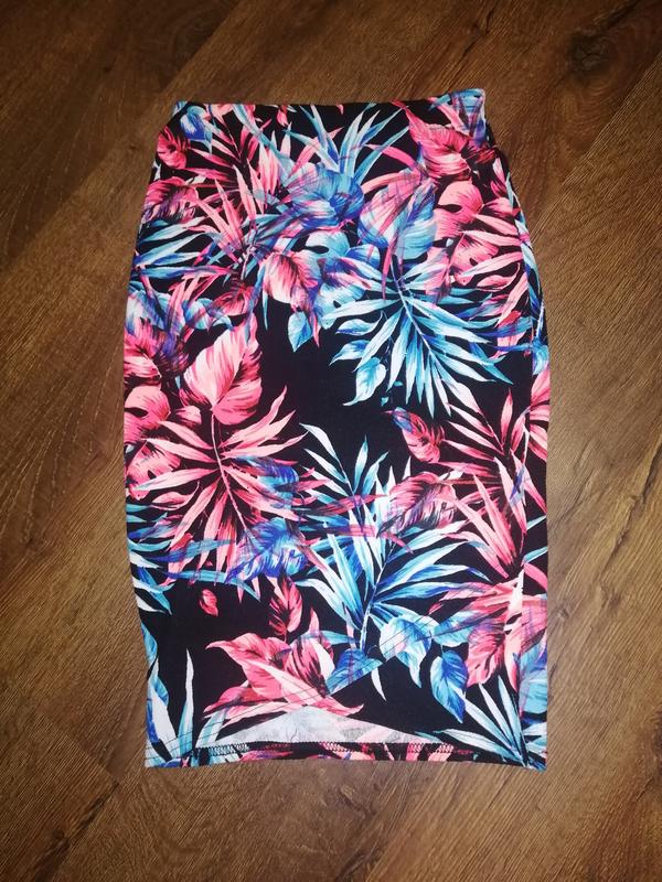 Спідниця — ціна 100 грн у каталозі Міді спідниці Купити жіночі речі за доступною ціною на Шафі