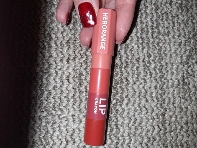 Помада — цена 80 грн в каталоге Помада для губ Купить товары для красоты и здоровья по доступной