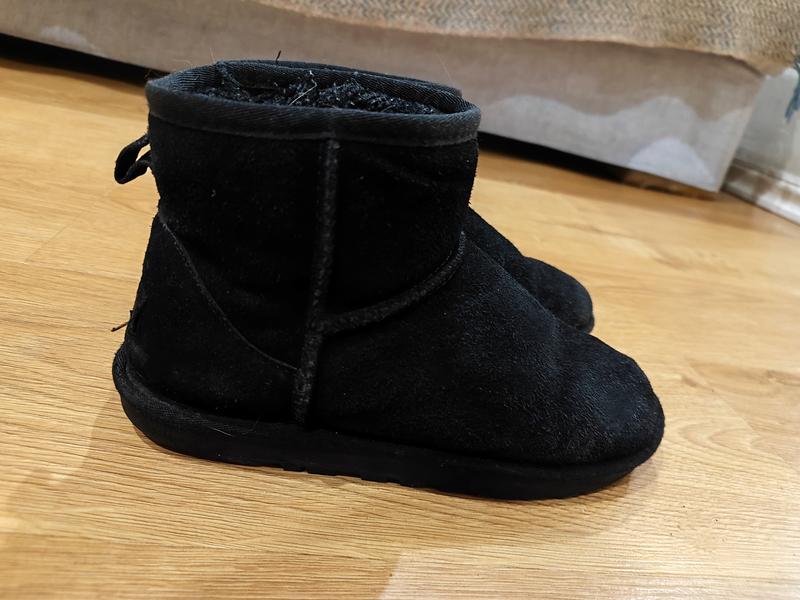 Уггі оригінал — ціна 130 грн у каталозі Уггі Купити жіночі речі за доступною ціною на Шафі