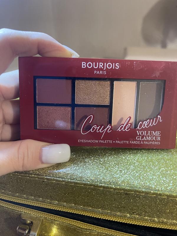 Палетка тіней нова — цена 270 грн в каталоге Тени для век Купить товары для красоты и здоровья