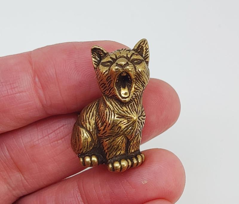 Фігурка кошка з латуні арт 04697 — ціна 300 грн у каталозі Статуетки