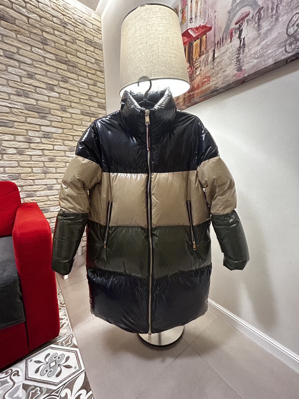 Пуховик Tommy Hilfiger — ціна 6000 грн у каталозі Пуховики Купити жіночі речі за доступною ціною