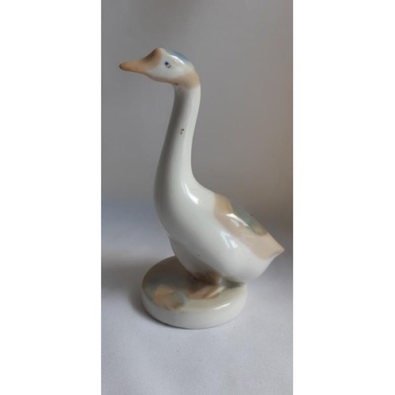Статуэтка фарфоровая гусь городница — цена 380 грн в каталоге Статуэтки Купить товары для дома и