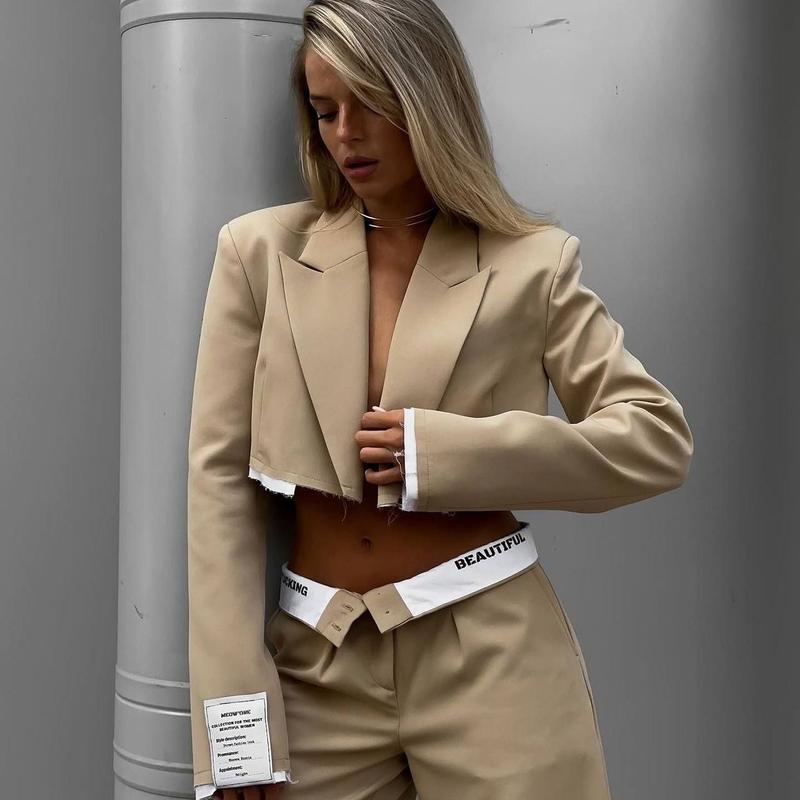 Жіночий костюм — ціна 960 грн у каталозі Брючні костюми Купити жіночі речі за доступною ціною на