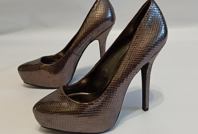Туфлі під бронзу — ціна 149 грн у каталозі Туфлі Купити жіночі речі за доступною ціною на Шафі