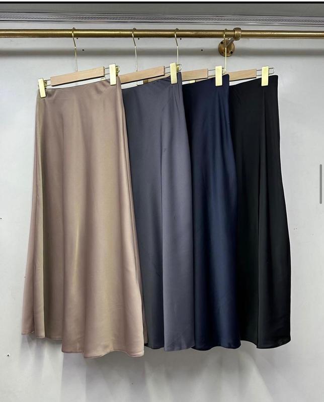 Шовкова спідниця — ціна 510 грн у каталозі Міді спідниці Купити жіночі речі за доступною ціною