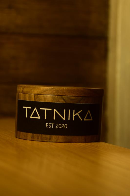 Свічка і деревяному кашпо — ціна 900 грн у каталозі Свічки Купити