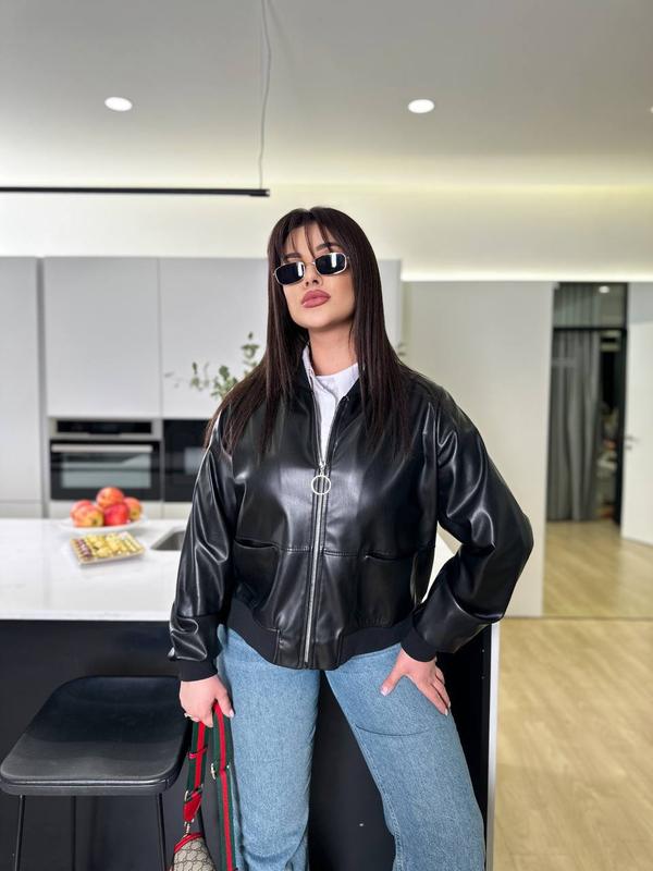 Супер стильная куртка бомбер — ціна 870 грн у каталозі Куртки Купити жіночі речі за доступною