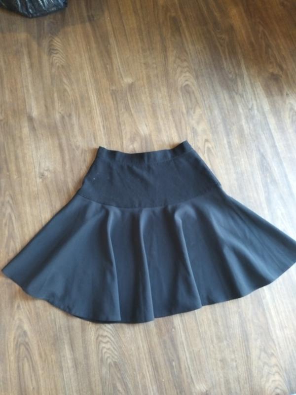 Жіноча спідниця — ціна 50 грн у каталозі Міді спідниці Купити жіночі речі за доступною ціною на