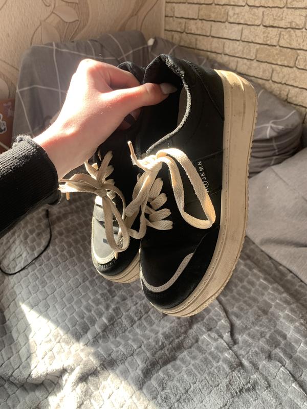 Кросівки — ціна 349 грн у каталозі Кросівки Купити жіночі речі за доступною ціною на Шафі