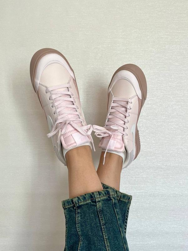 Кросівки nike court legacy lift light soft pink — ціна 2650 грн у ...