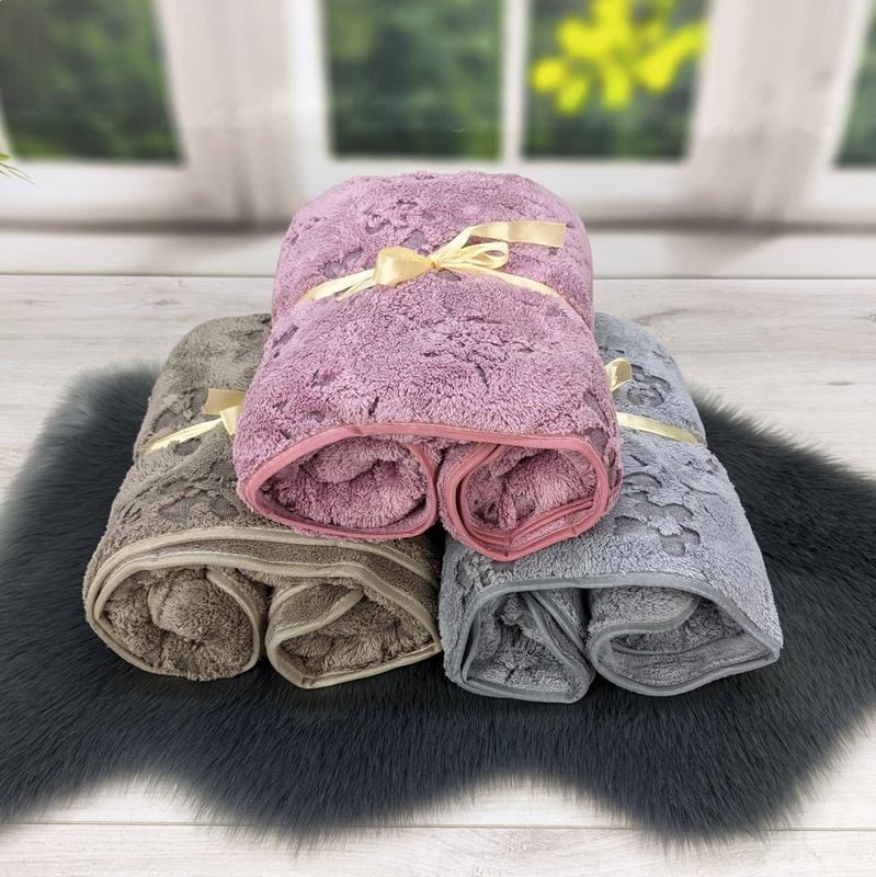 Рушник банний мікрофібра квітка 140 70 см — ціна 200 грн у каталозі