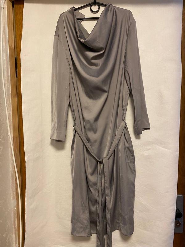 Плаття сатинове — ціна 150 грн у каталозі Довгі сукні Купити жіночі речі за доступною ціною на