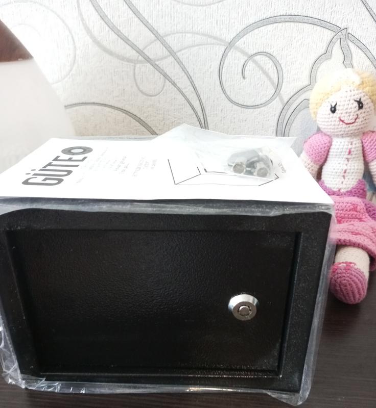 Сейф — ціна 1000 грн у каталозі Шафи Купити товари для дому та побуту за доступною ціною на Шафі