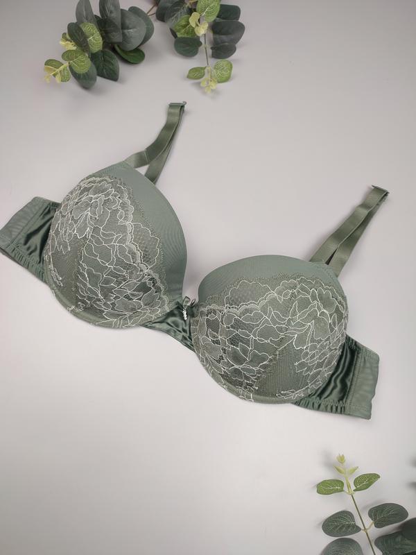 Бюстгальтер з мереживом та шовком, бюстгальтер з чашечками 75d, 70d — ціна 230 грн у каталозі ...