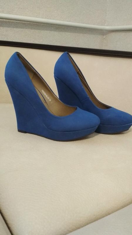 Туфлі на танкетці дешево — ціна 200 грн у каталозі Туфлі Купити жіночі речі за доступною