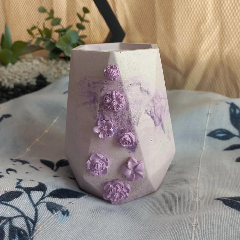 Ваза из гіпсу — ціна 120 грн у каталозі Вази Купити товари для дому та побуту за доступною ціною