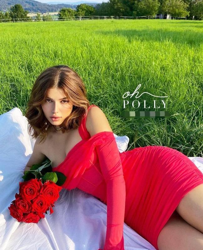 Яскрава рожева коктельна вечірня міні сукня плаття одне плеча корсет ...