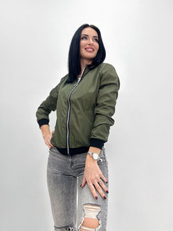 Женская ветровка из плотной плащевки — цена 600 грн в каталоге Ветровки Купить женские вещи по