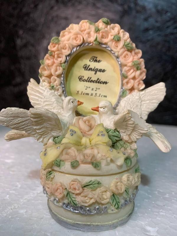 Статуэтка влюбленные голуби символ любви — цена 140 грн в каталоге Статуэтки Купить товары для