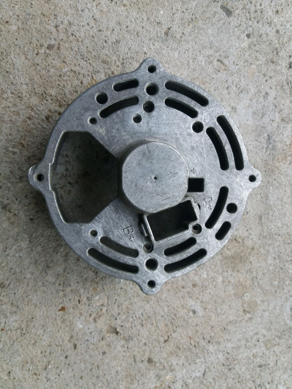 Кришка генератора мерседес ( 0 120 489 331 ) — цена 392 грн в каталоге ...